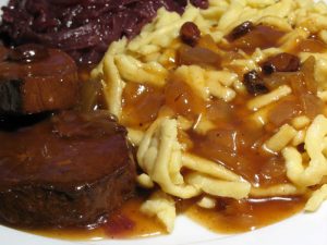 SAUERBRATEN (BEEF ROAST) WITH SPÄTZLE & RED CABBAGE – Evi's German Food